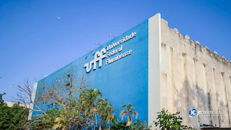 Concursos da UFF têm editais publicados para mais de 80 vagas de professor