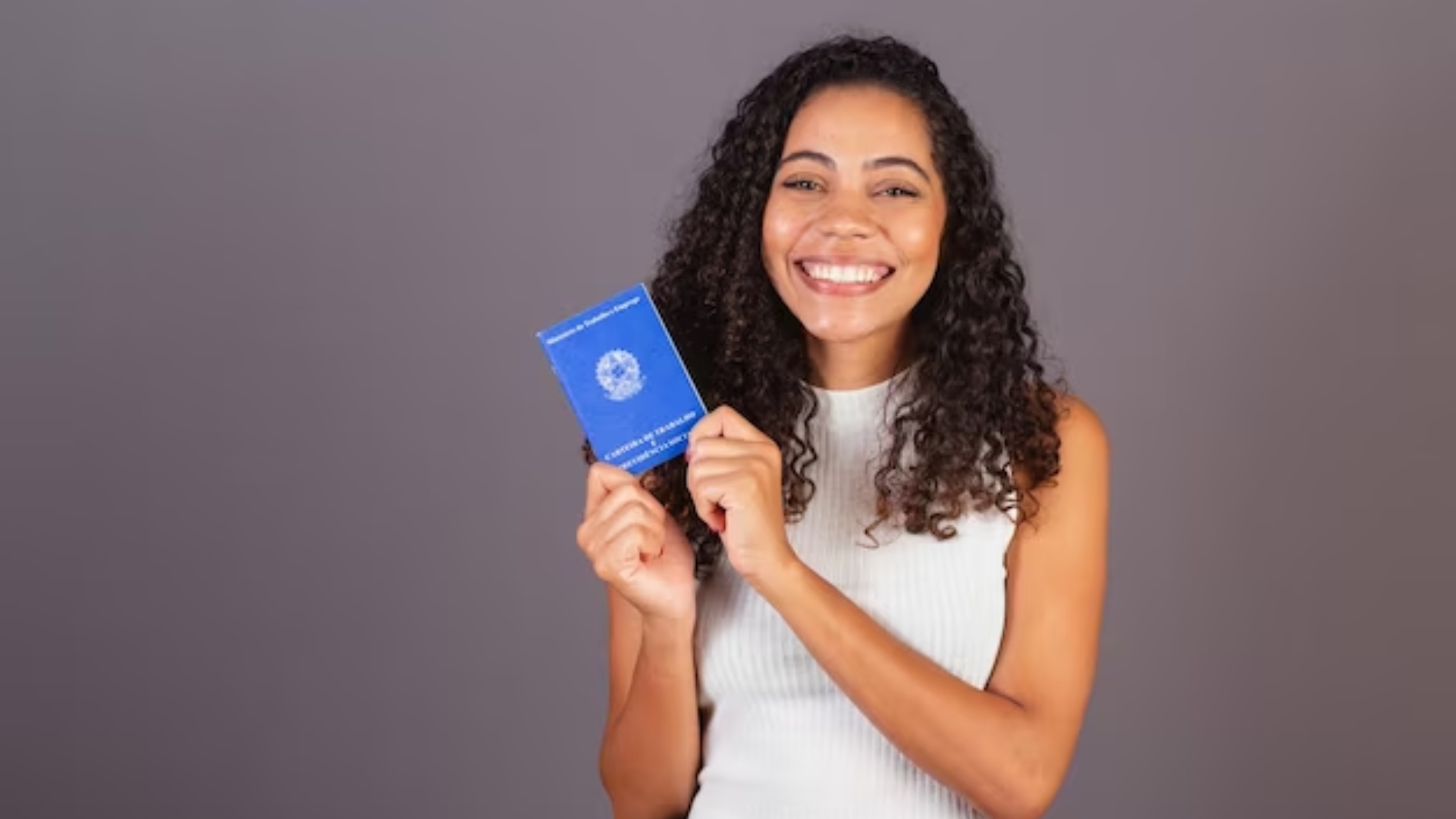 Efí Bank abre 90 vagas de emprego com semana de trabalho de 4 dias