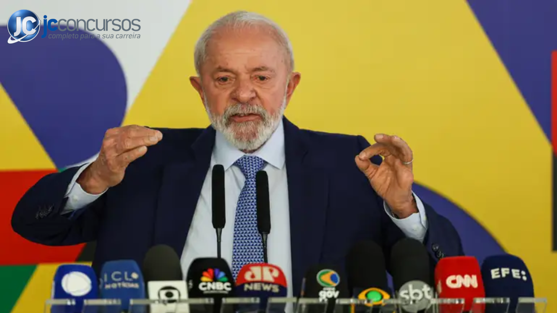 Governo Federal: Lula sanciona lei que reajusta salários e reestrutura ...